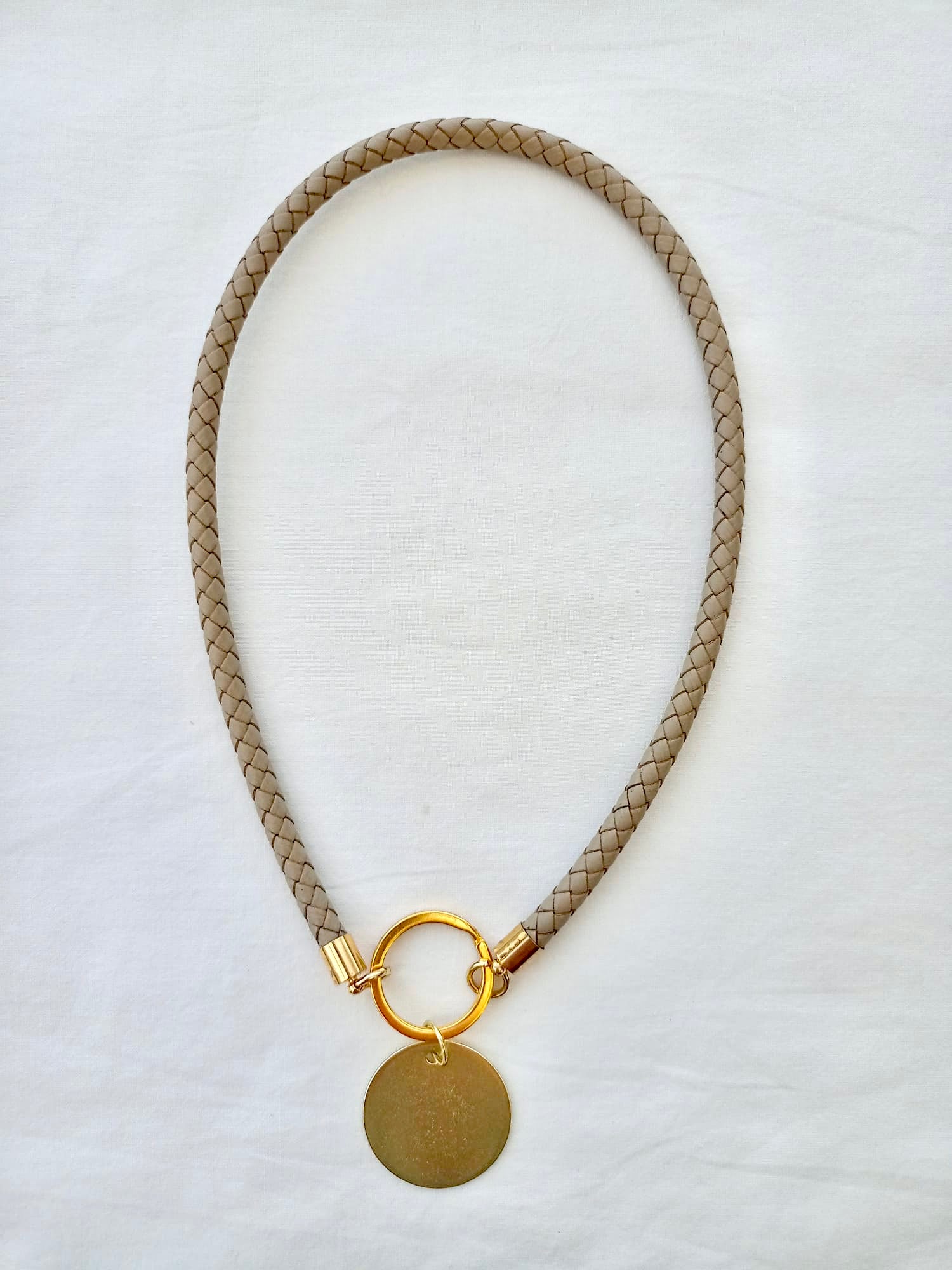 BASIC Collar - Beige leather name tag